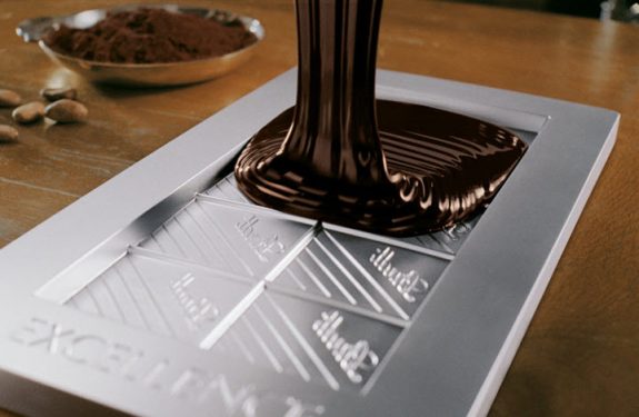 Make chocolate yourself in the Lindt CHOCOLATERIA